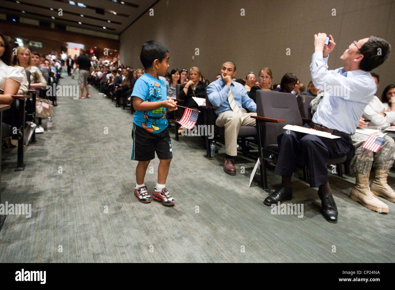 U.s. naturalization ceremony hi-res stock photography and images - Alamy