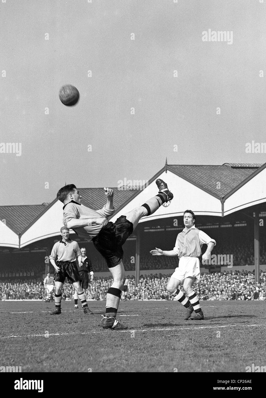 Wolverhampton wanderers 1950s hi-res stock photography and images - Alamy