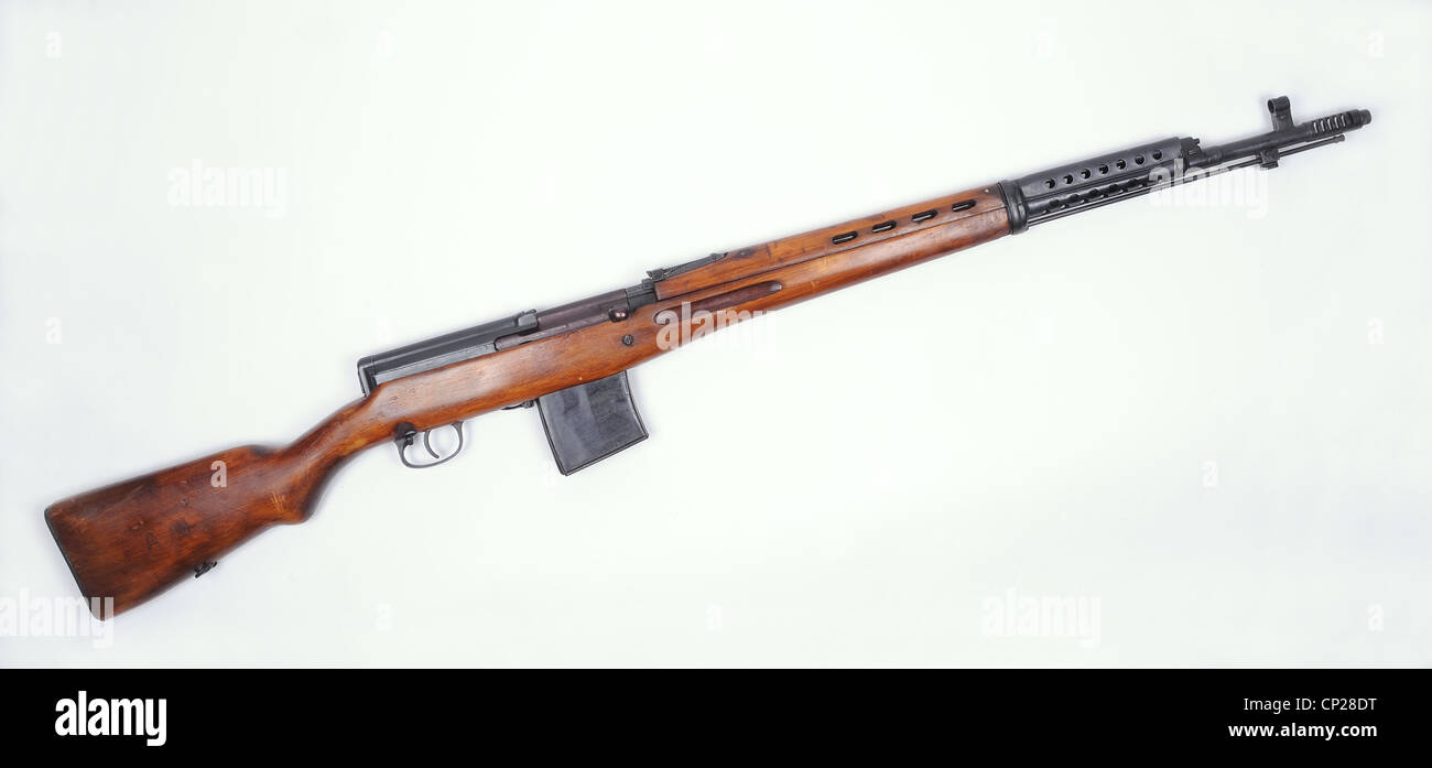 WW11 Russian SVT M1940 rifle. Magazine fed self loading rifle used by ...