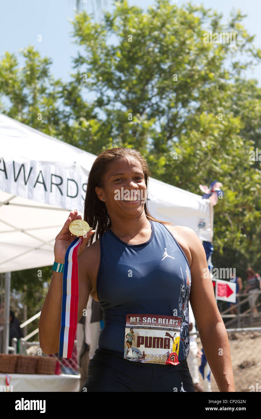 200 meter dash hi-res stock photography and images - Alamy