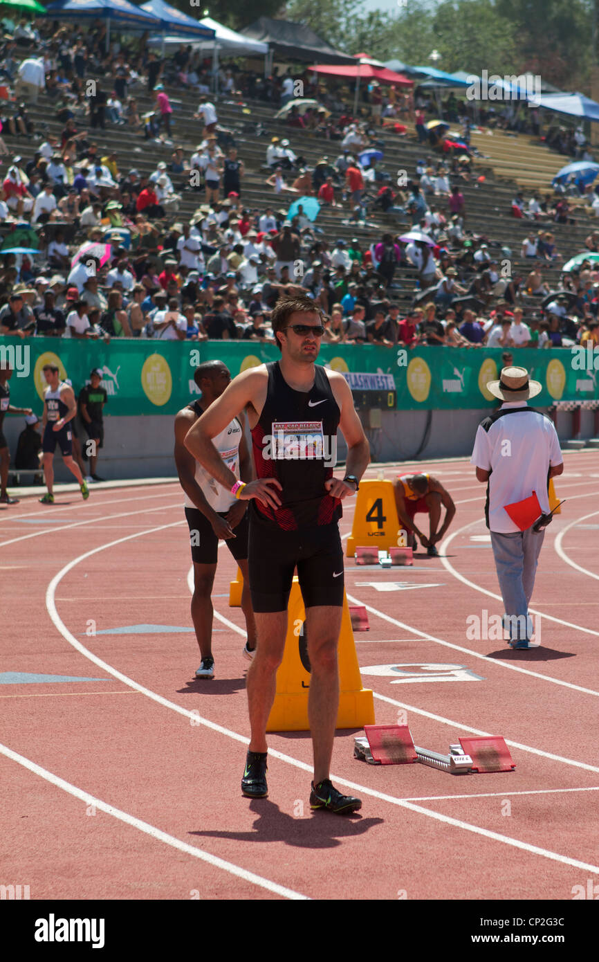 400m start hi-res stock photography and images - Alamy