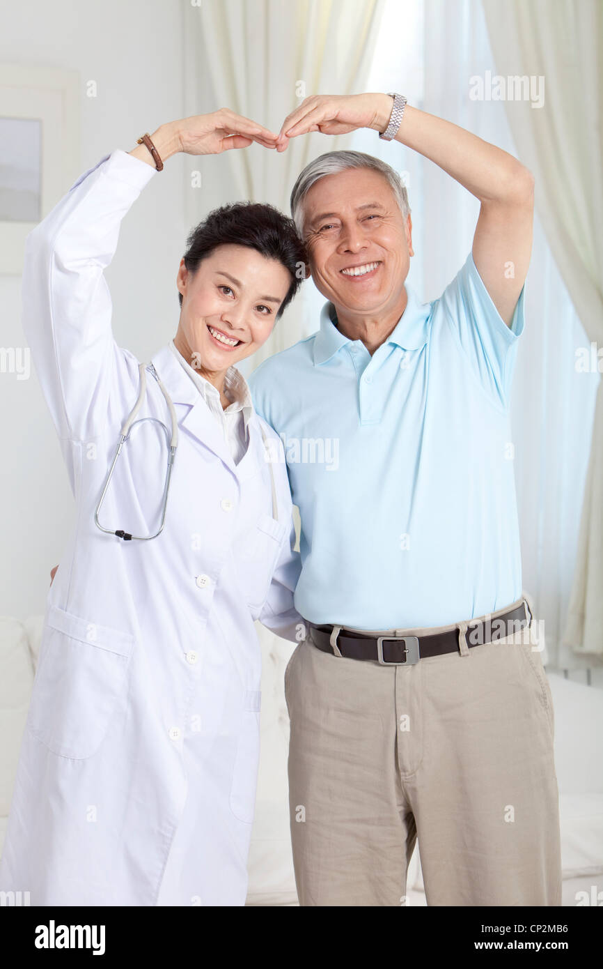 Doctor heart patient in hi-res stock photography and images - Alamy