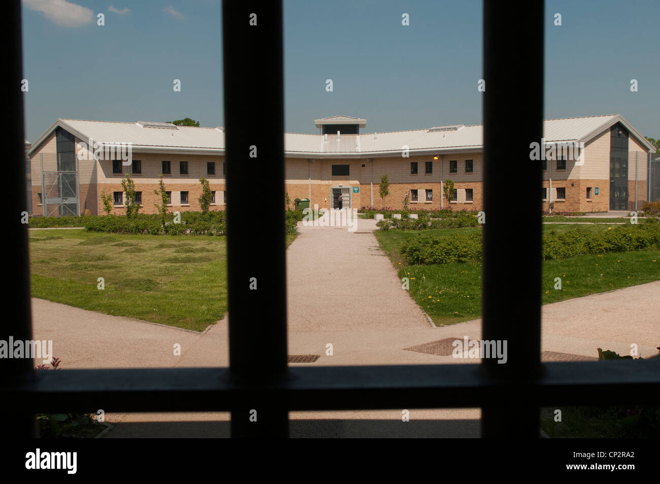 Hmp bronzefield prison hi-res stock photography and images - Alamy