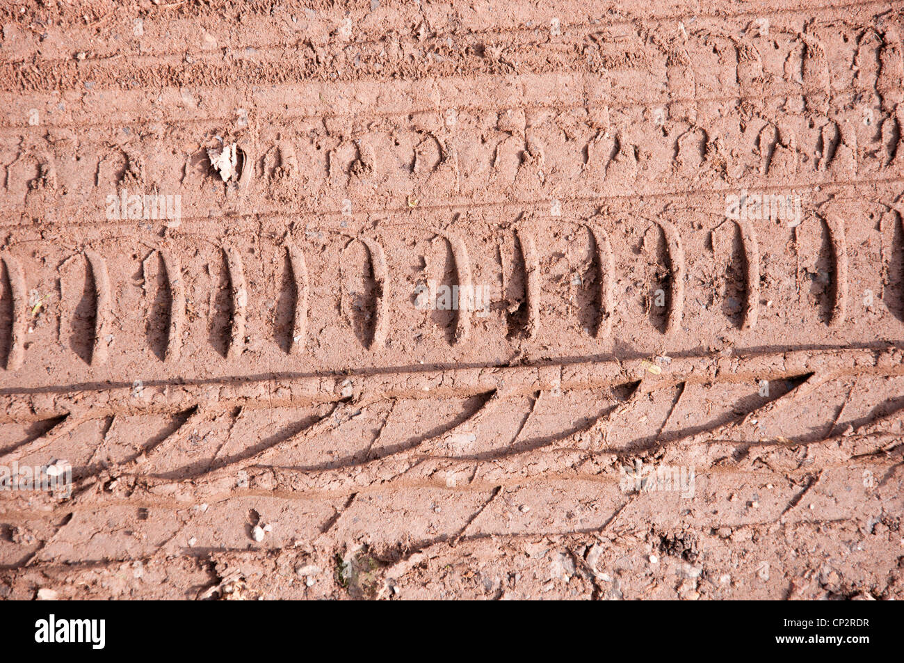 Tyre marks hi-res stock photography and images - Alamy