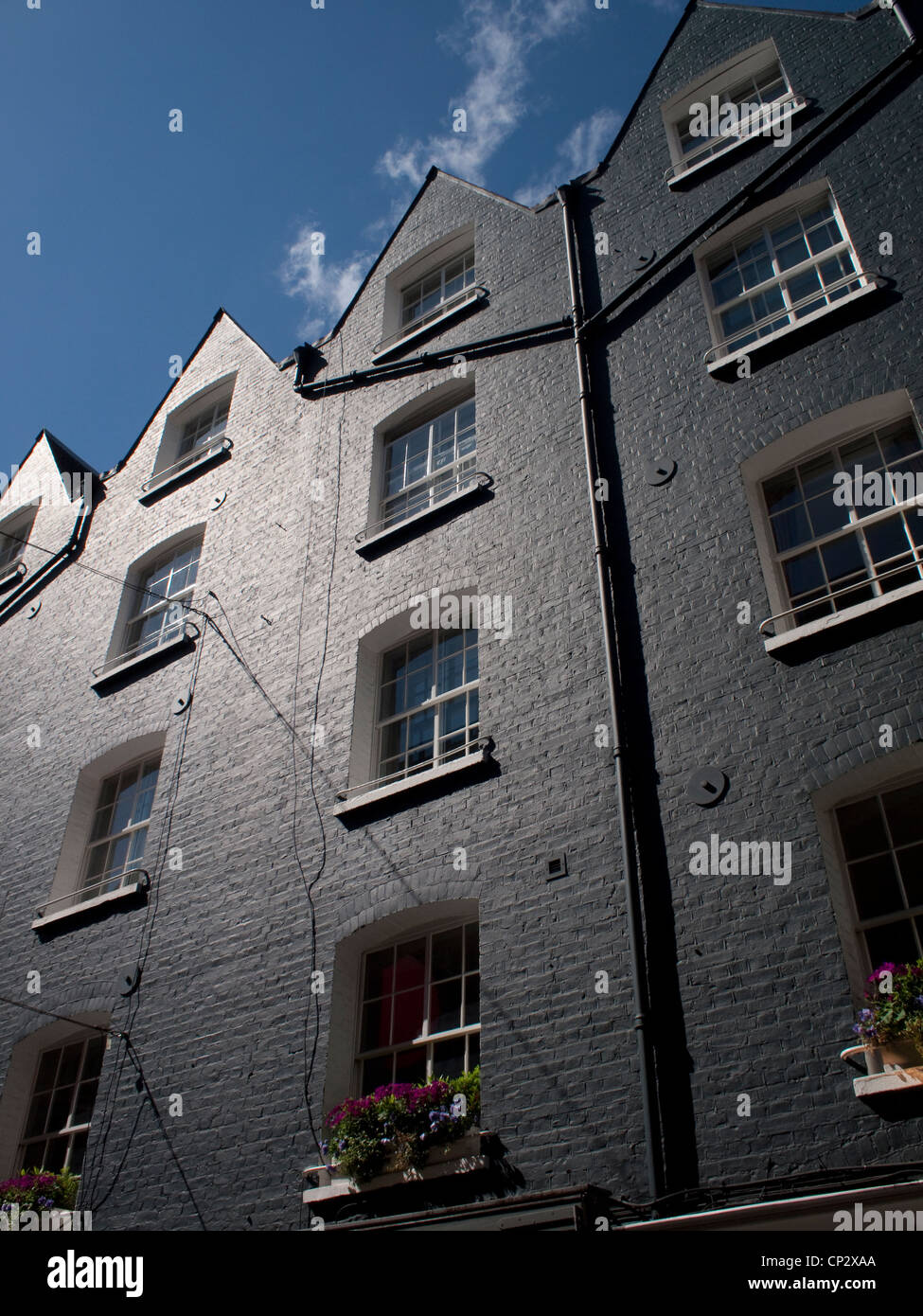 Sunlight on Building Stock Photo - Alamy