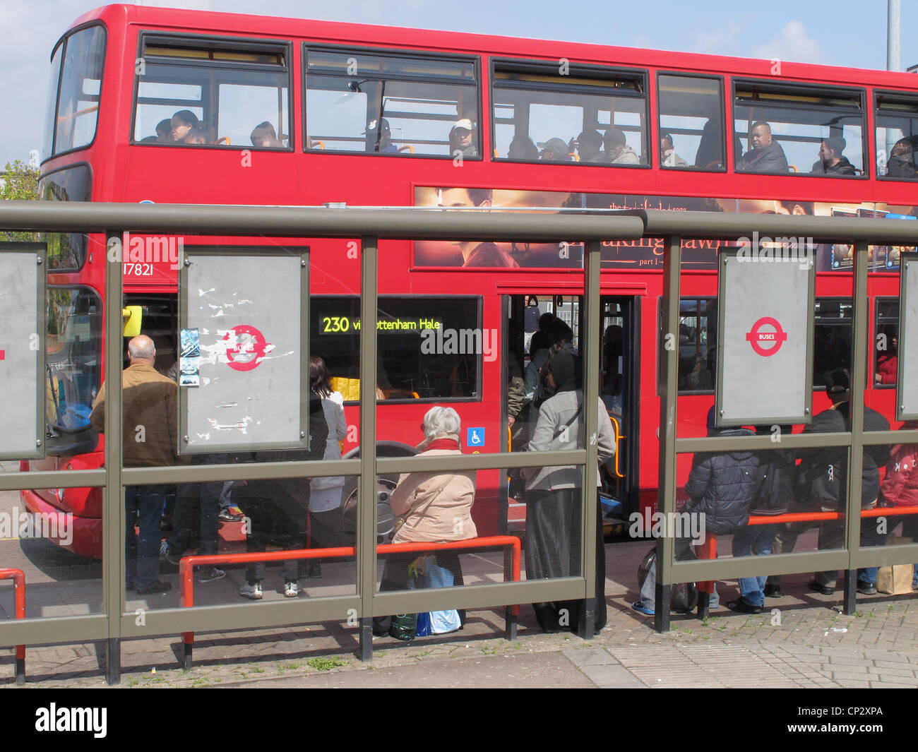 Tottenham hale london hi-res stock photography and images - Alamy