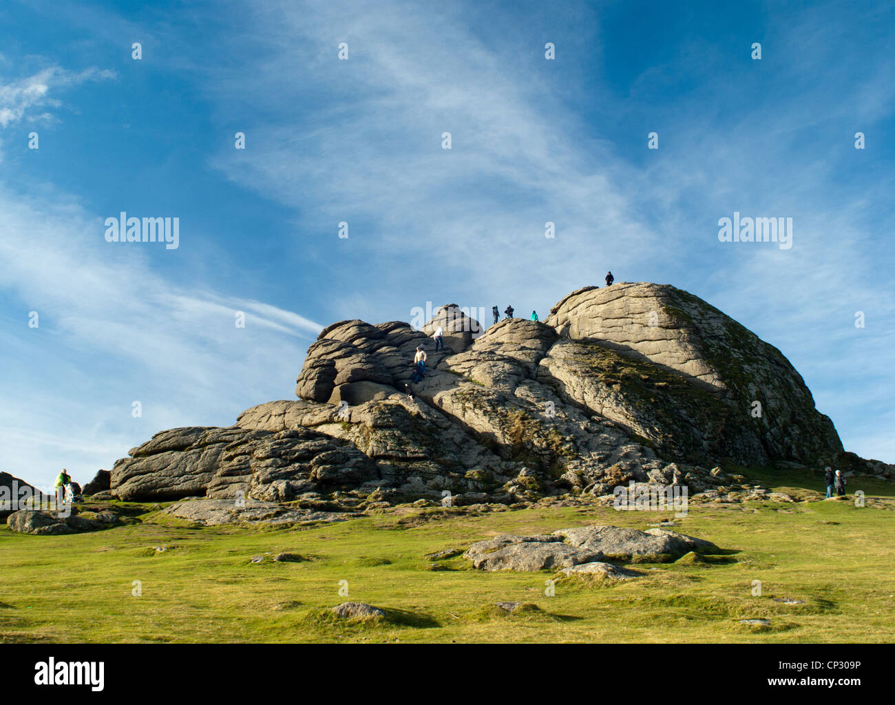 People climbing rocks haytor hi-res stock photography and images - Alamy