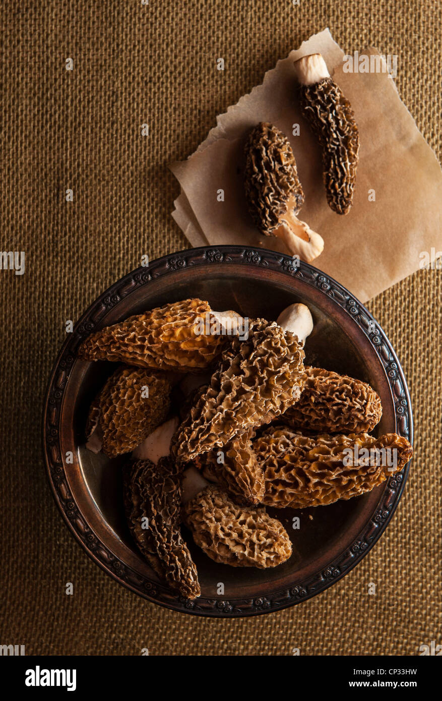 Morels hi-res stock photography and images - Alamy