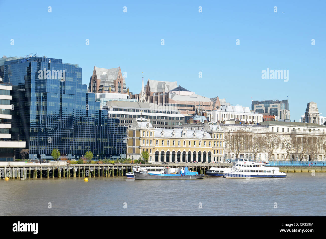 Buildings Along The Thames High Resolution Stock Photography and Images ...