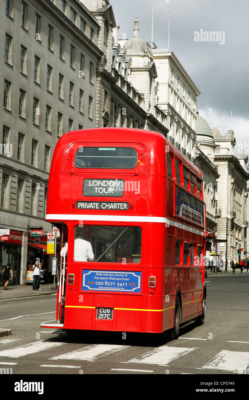 Open platform bus hi-res stock photography and images - Alamy