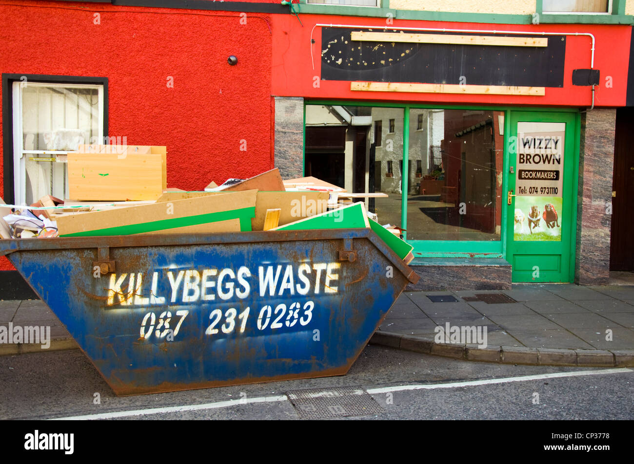 Loan shops hi-res stock photography and images - Alamy