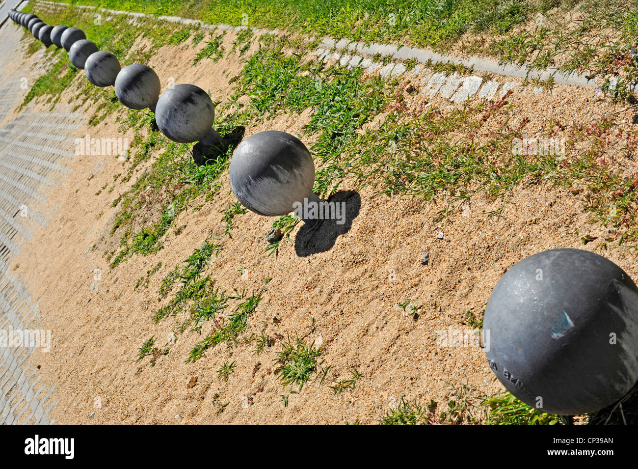 Row of street bollards hi-res stock photography and images - Alamy