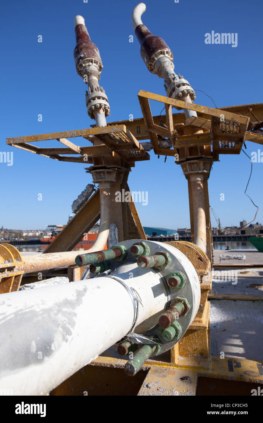 Old oil rigs north sea hi-res stock photography and images - Alamy