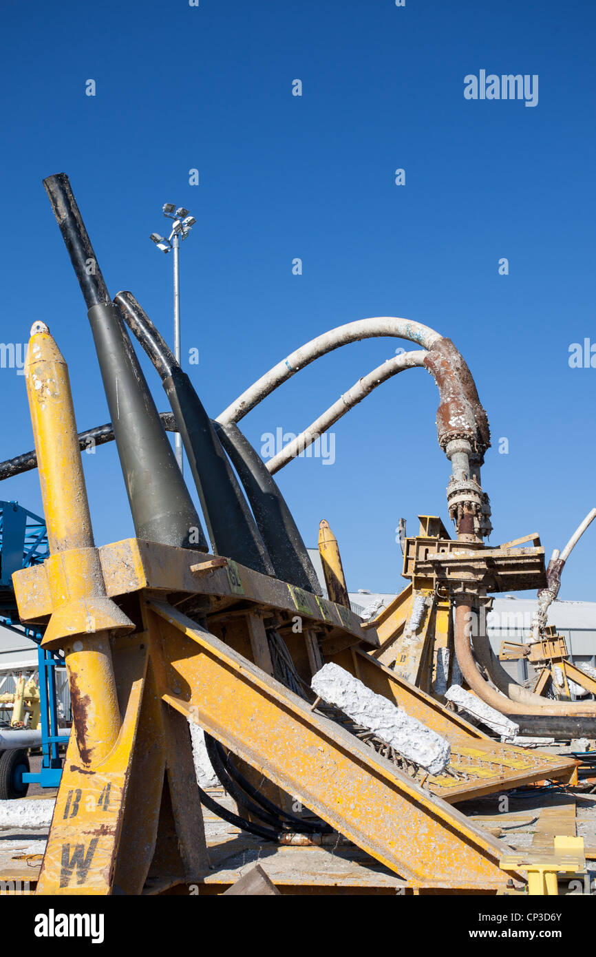 Oil rig underwater pipelines hi-res stock photography and images - Alamy