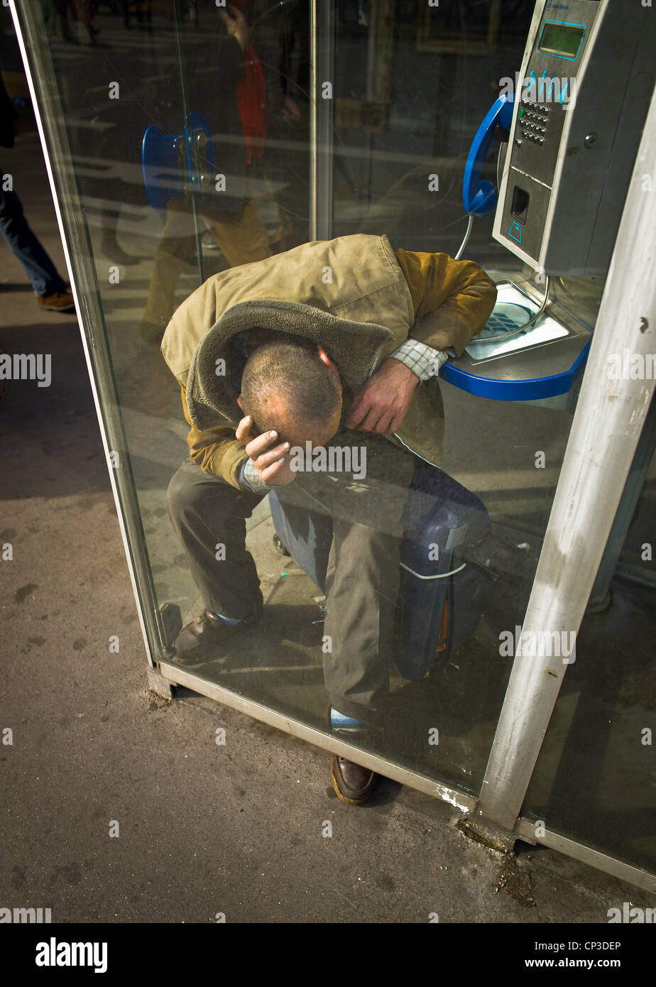 Urban homeless phone booth hi-res stock photography and images - Alamy