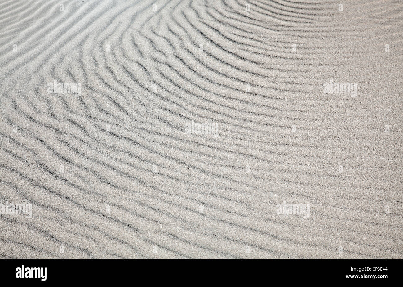 Gold smooth desert hi-res stock photography and images - Alamy