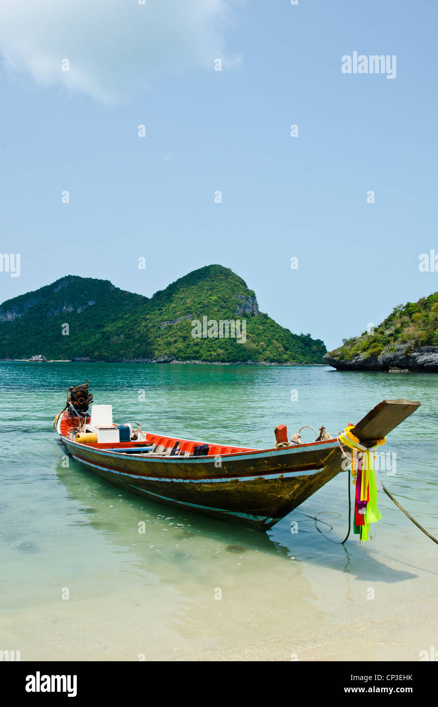 long tail boat on the beach Stock Photo - Alamy