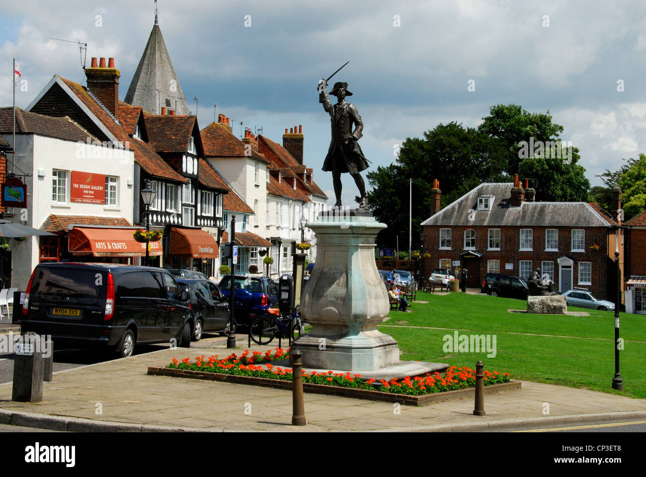 Statue of General James Wolfe on Westerham Green, Kent Stock Photo - Alamy