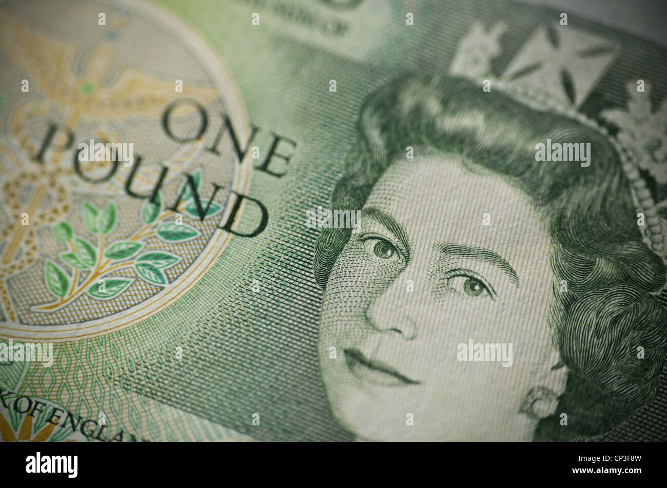 Tender replaced by one pound coin hi-res stock photography and images ...