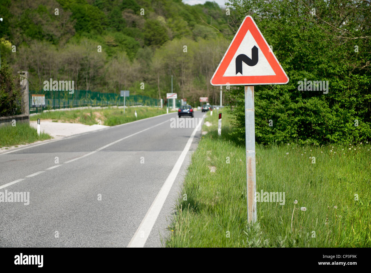 Double bend sign hi-res stock photography and images - Alamy