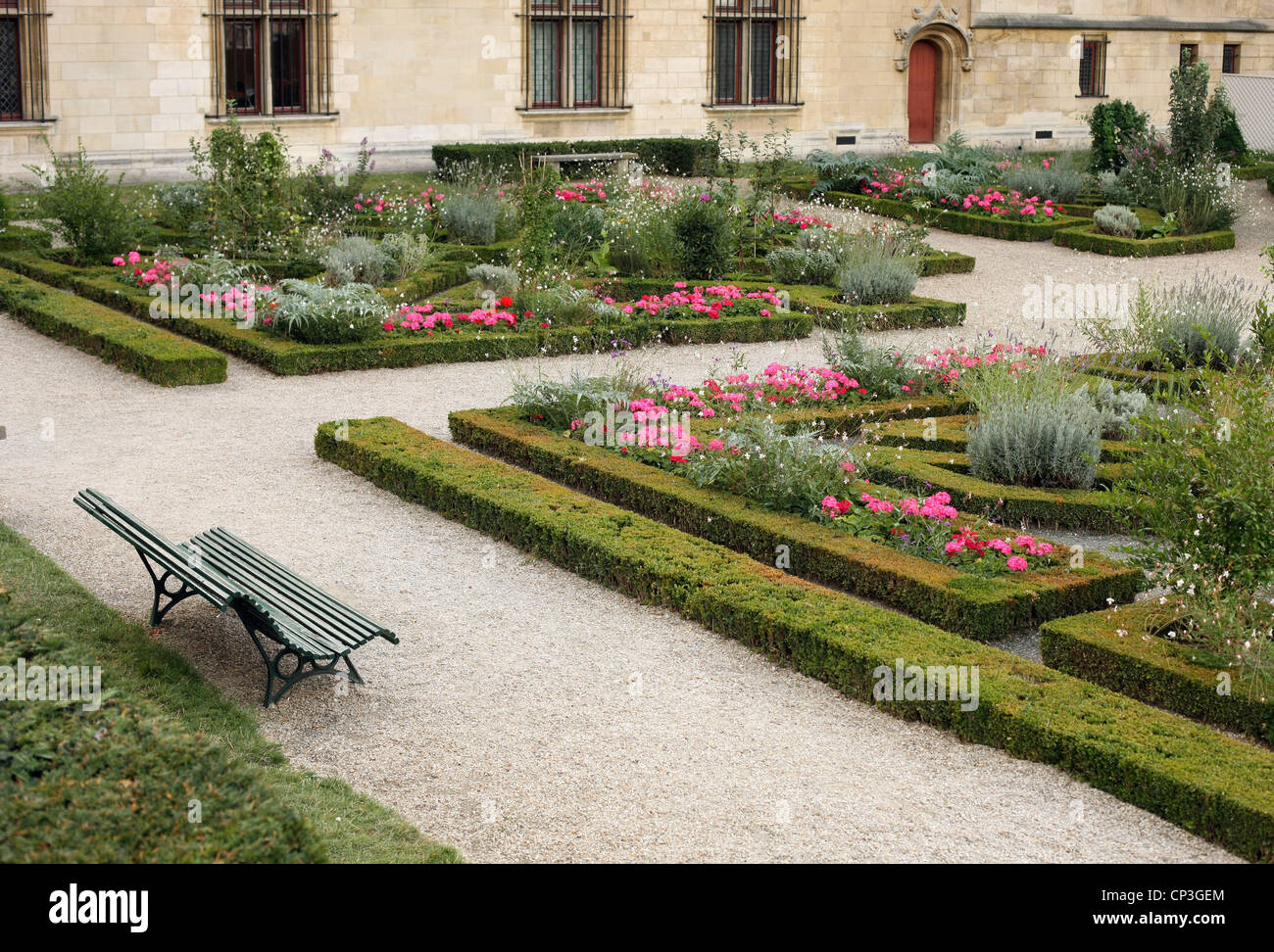 Garden in Paris France Stock Photo - Alamy