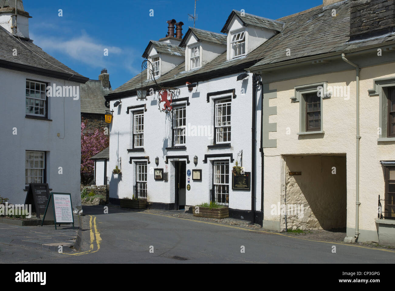 Hawkshead england lion hi-res stock photography and images - Alamy