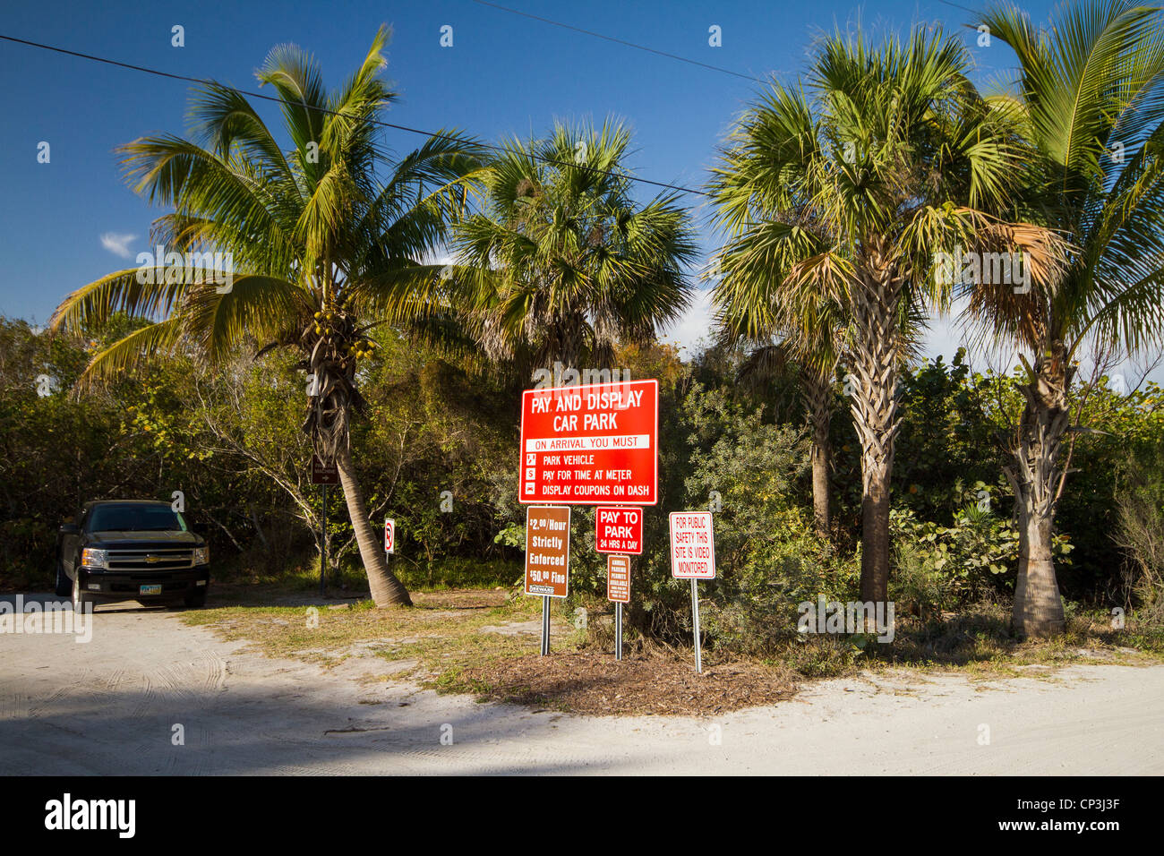 Parking rules, signs on Sanibel Island Florida beaches - Pay and ...