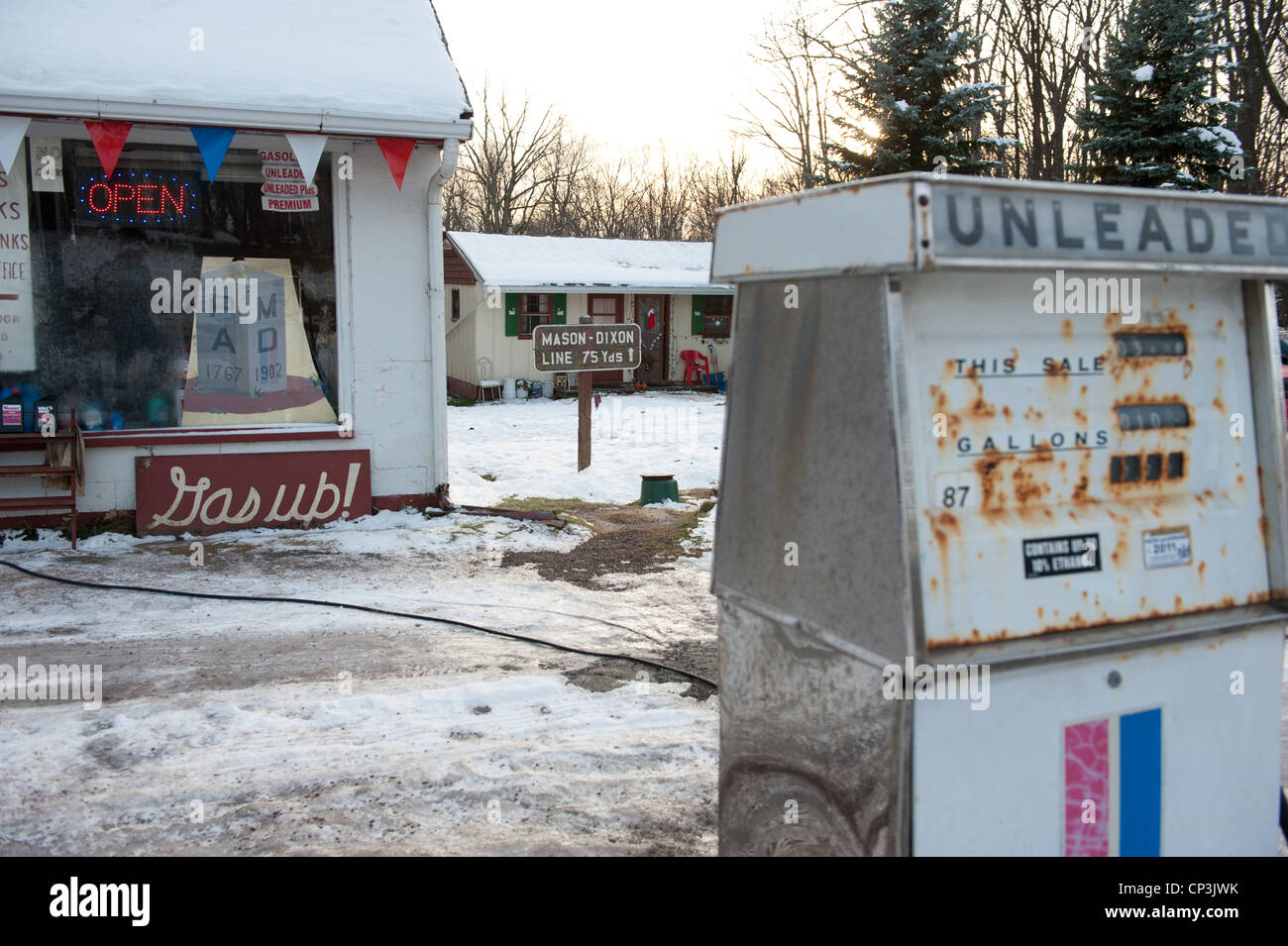 Small gas station offers gas Stock Photo - Alamy
