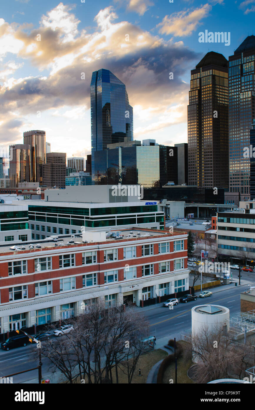 Calgary downtown skyline hi-res stock photography and images - Alamy
