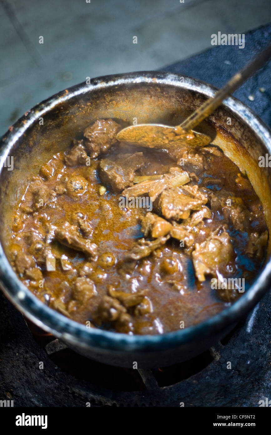 A chef making biryiani at Babu Shahi Bawarchi, New Delhi, India Stock ...