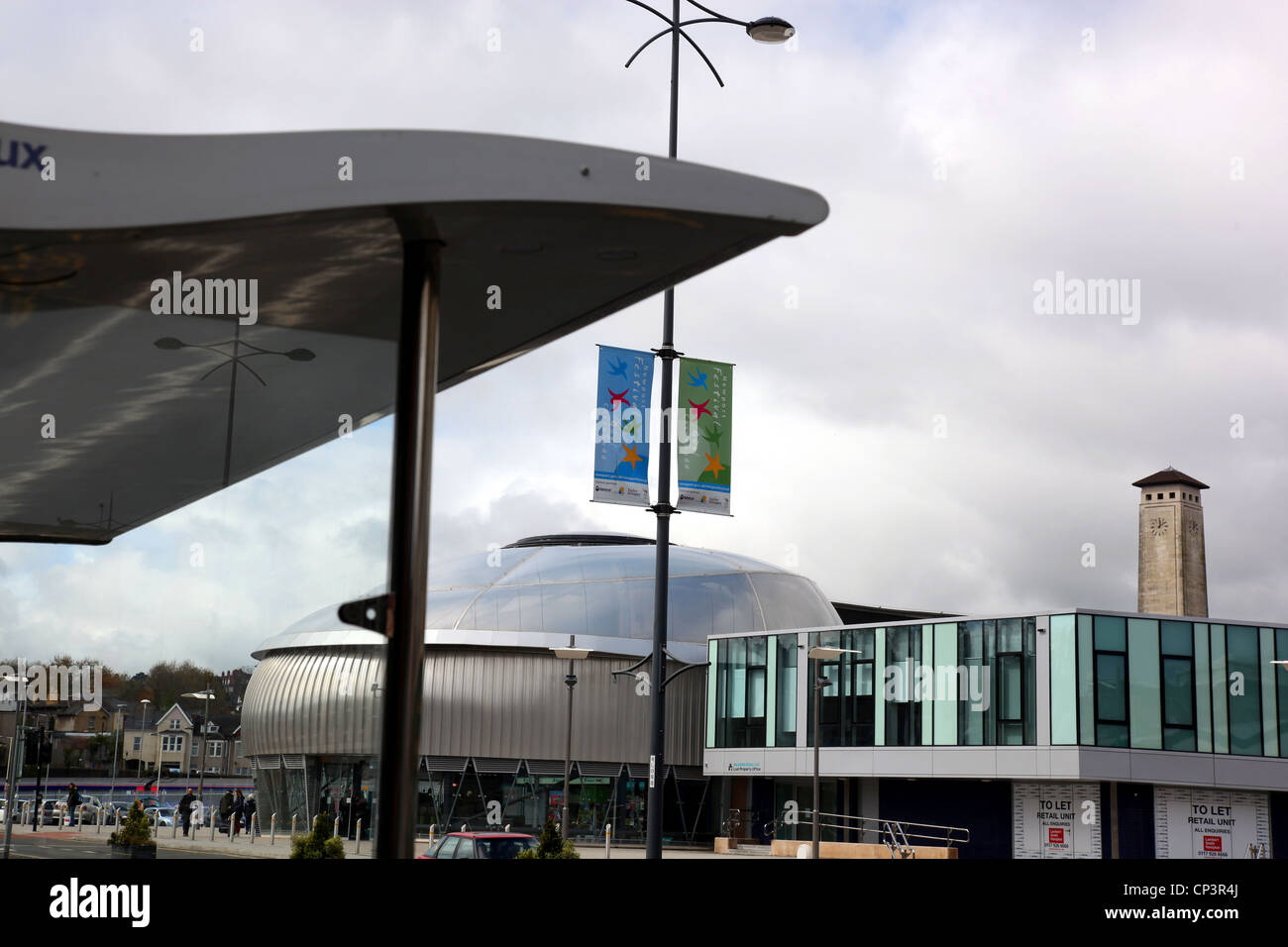 Newport railway station hi-res stock photography and images - Alamy