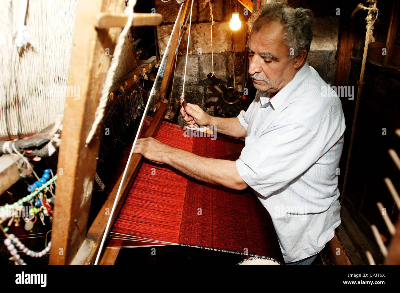 Silk weaving syria hi-res stock photography and images - Alamy