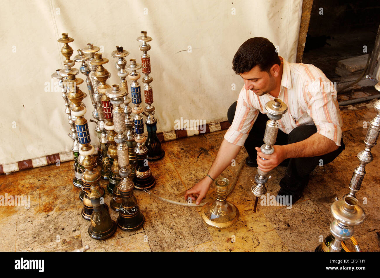 Syria - Aleppo (Halab). Preparation of the hookah Stock Photo - Alamy