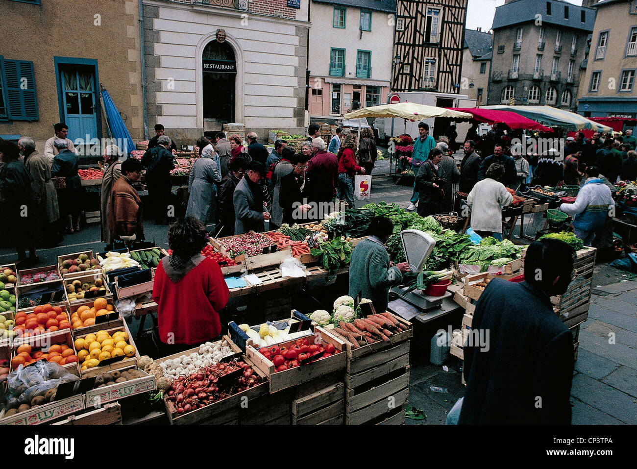 France - Brittany - Rennes. Market des Lices Stock Photo - Alamy