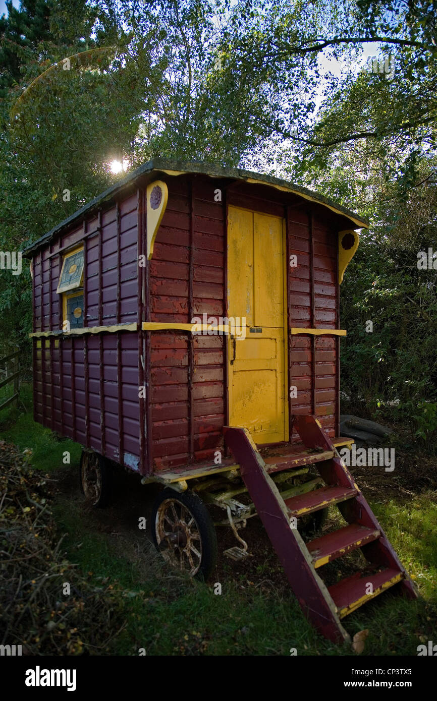 Gypsy wagon camping hi-res stock photography and images - Alamy