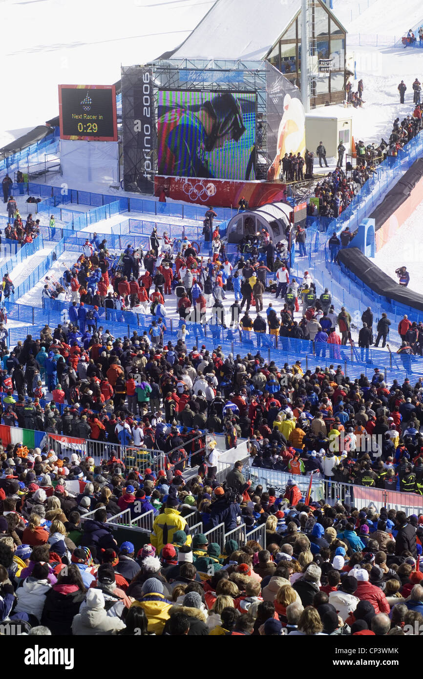 Television broadcasting olympic games hi-res stock photography and ...