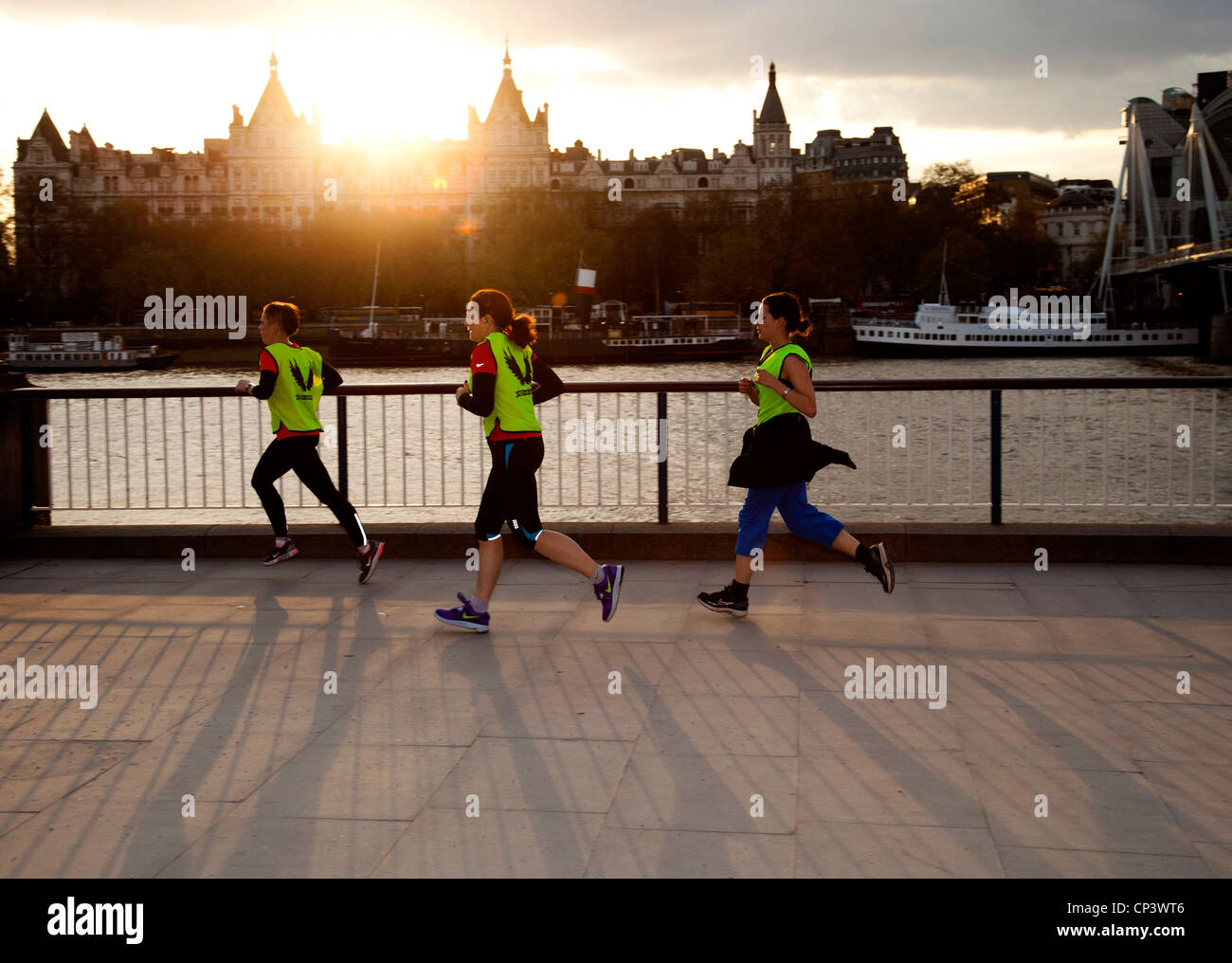 Jogger southbank hi-res stock photography and images - Alamy