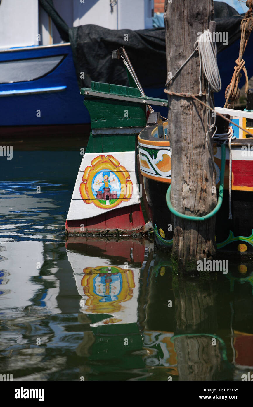 Bragozzo boat hi-res stock photography and images - Alamy