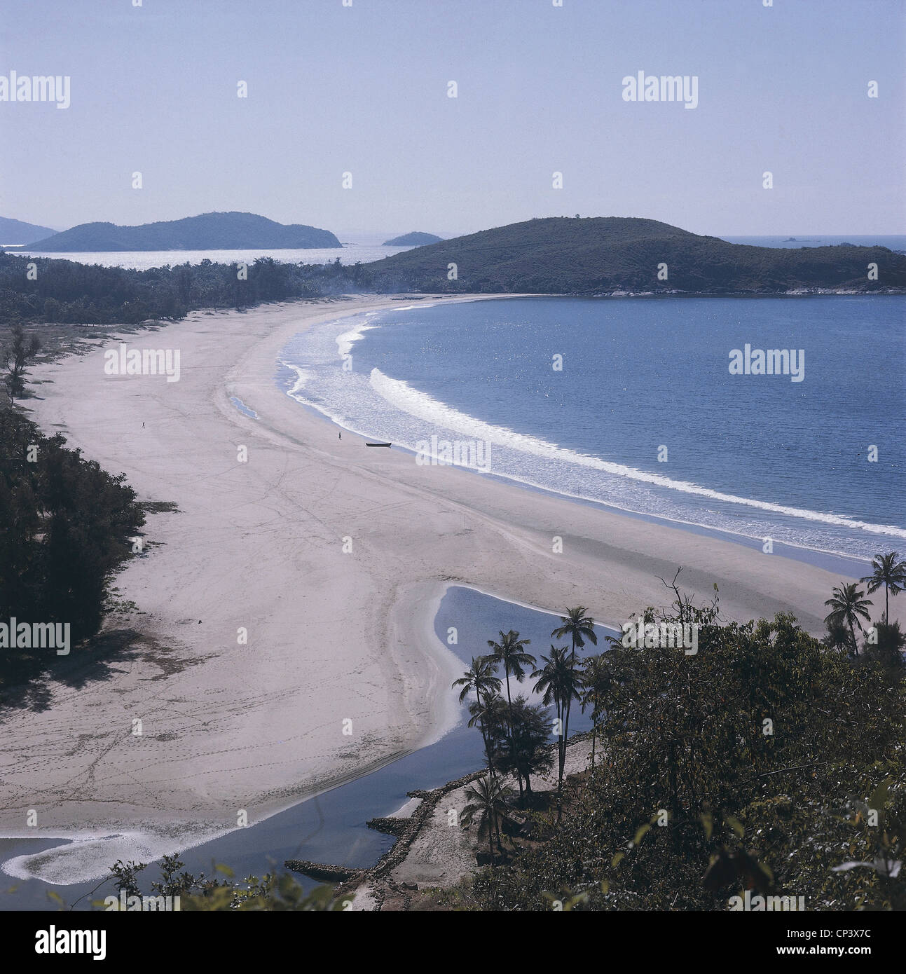 India - Karwar. Coast of the Arabian Sea Stock Photo - Alamy