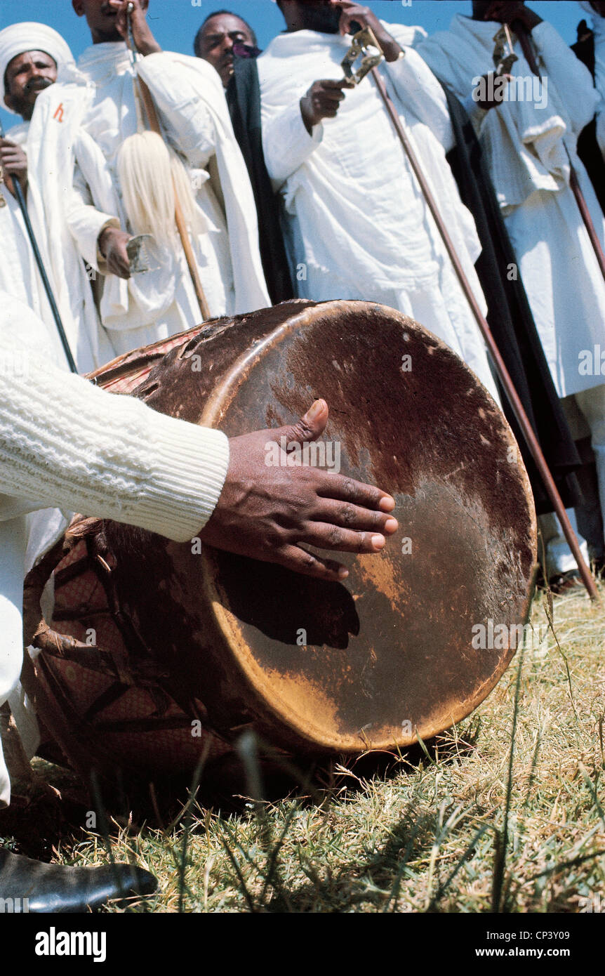 ETHIOPIA Maskal DRUM FESTIVAL Stock Photo - Alamy