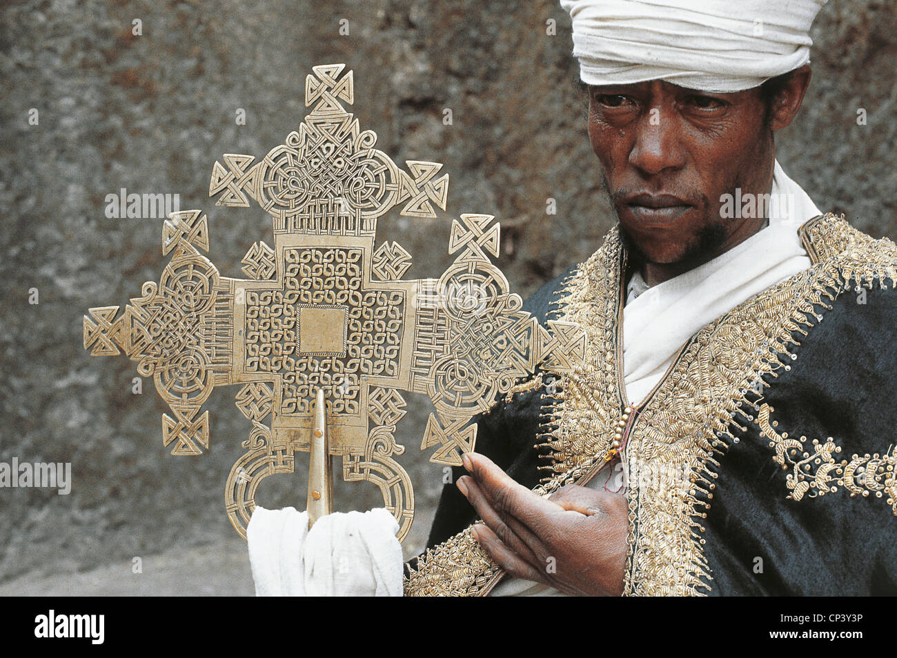 Ethiopia. Coptic Priest With Coptic Cross Stock Photo - Alamy