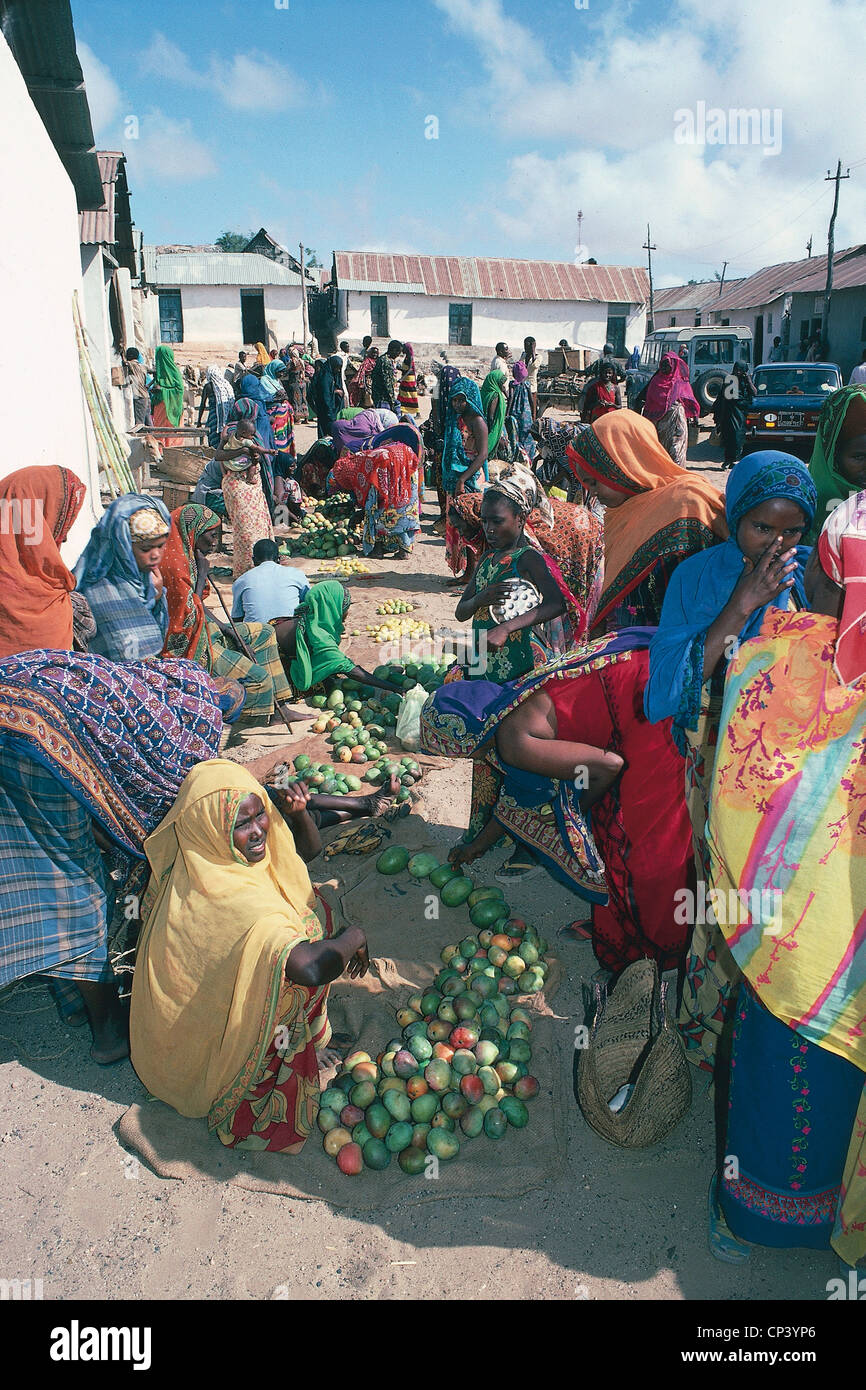 Somalia, Shabelle low. Brava, the market Stock Photo - Alamy