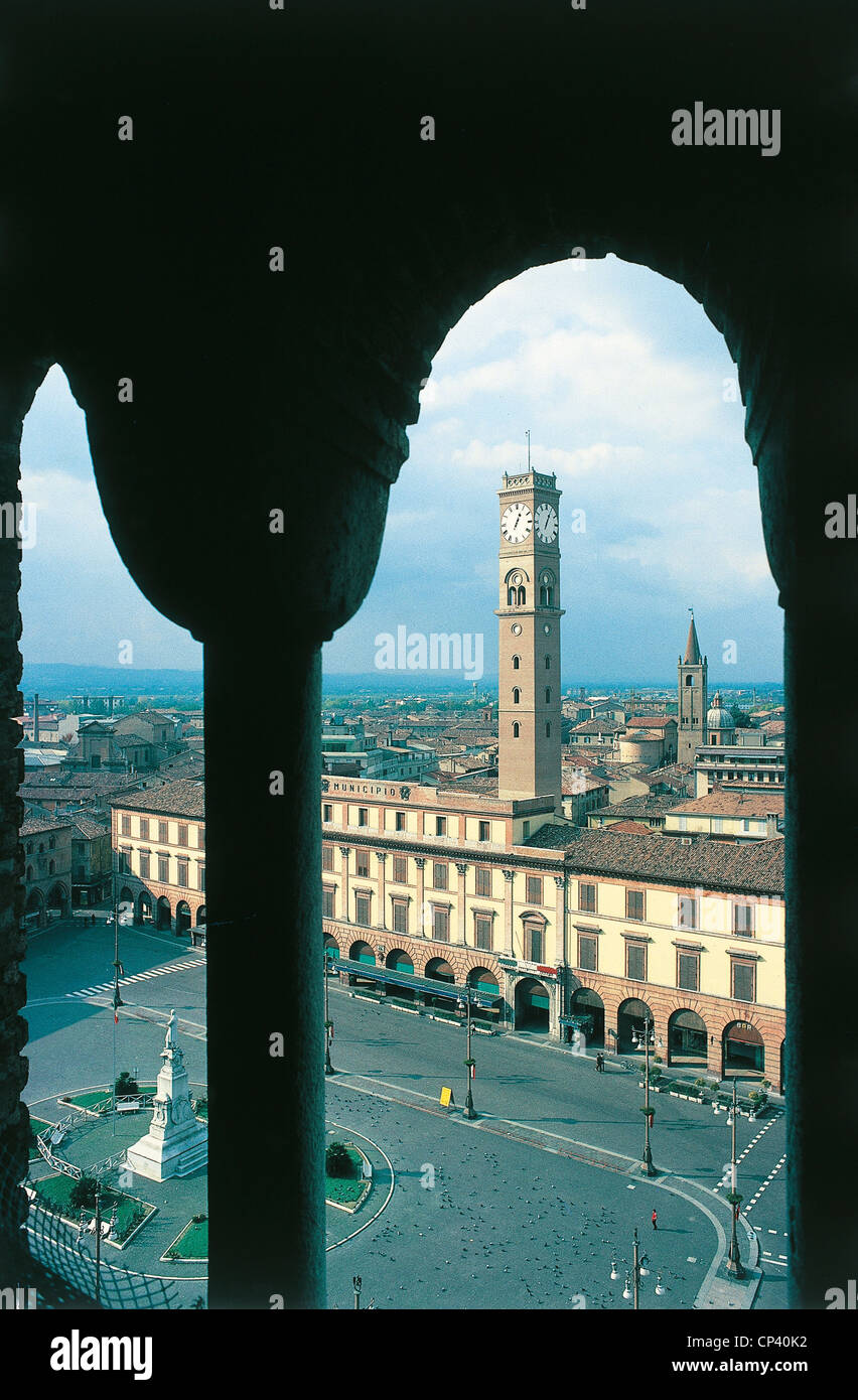 EMILIA ROMAGNA FORLI 'Town Hall Stock Photo - Alamy