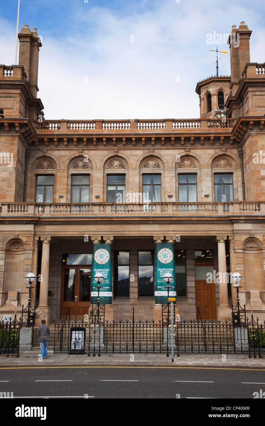 Belfast harbour offices hi-res stock photography and images - Alamy