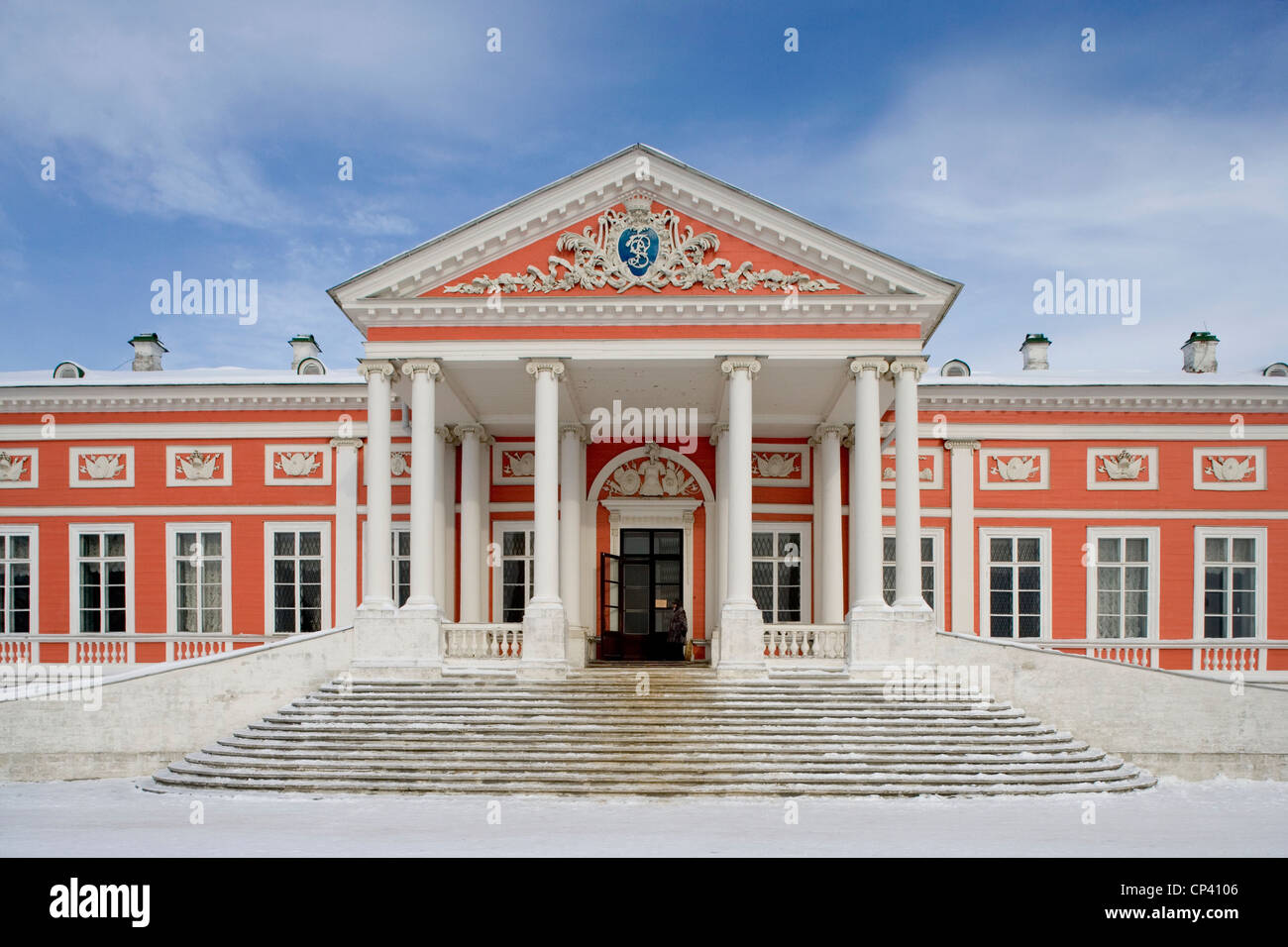 Neoclassical residence hi-res stock photography and images - Alamy