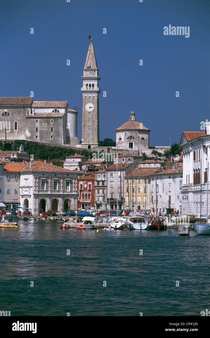 Slovenia - Piran (Piran). The port Stock Photo - Alamy