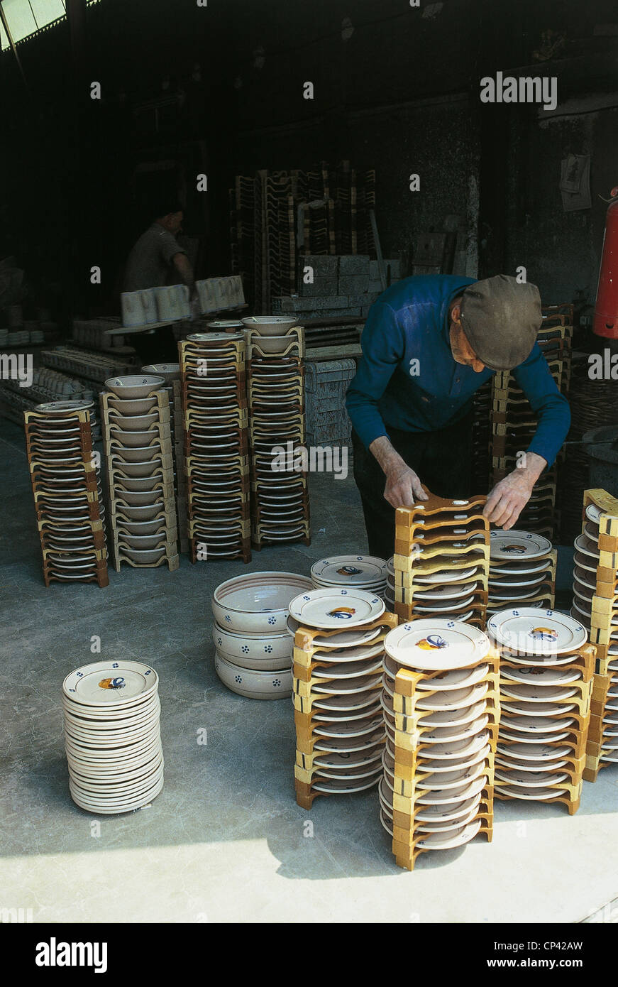 Terlizzi ceramic crafts hi-res stock photography and images - Alamy