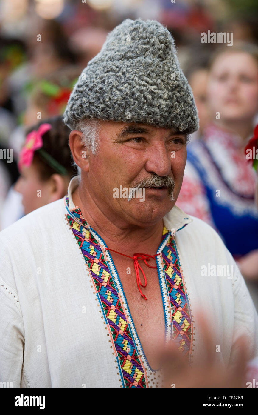 Bulgaria traditional dress hi-res stock photography and images - Alamy