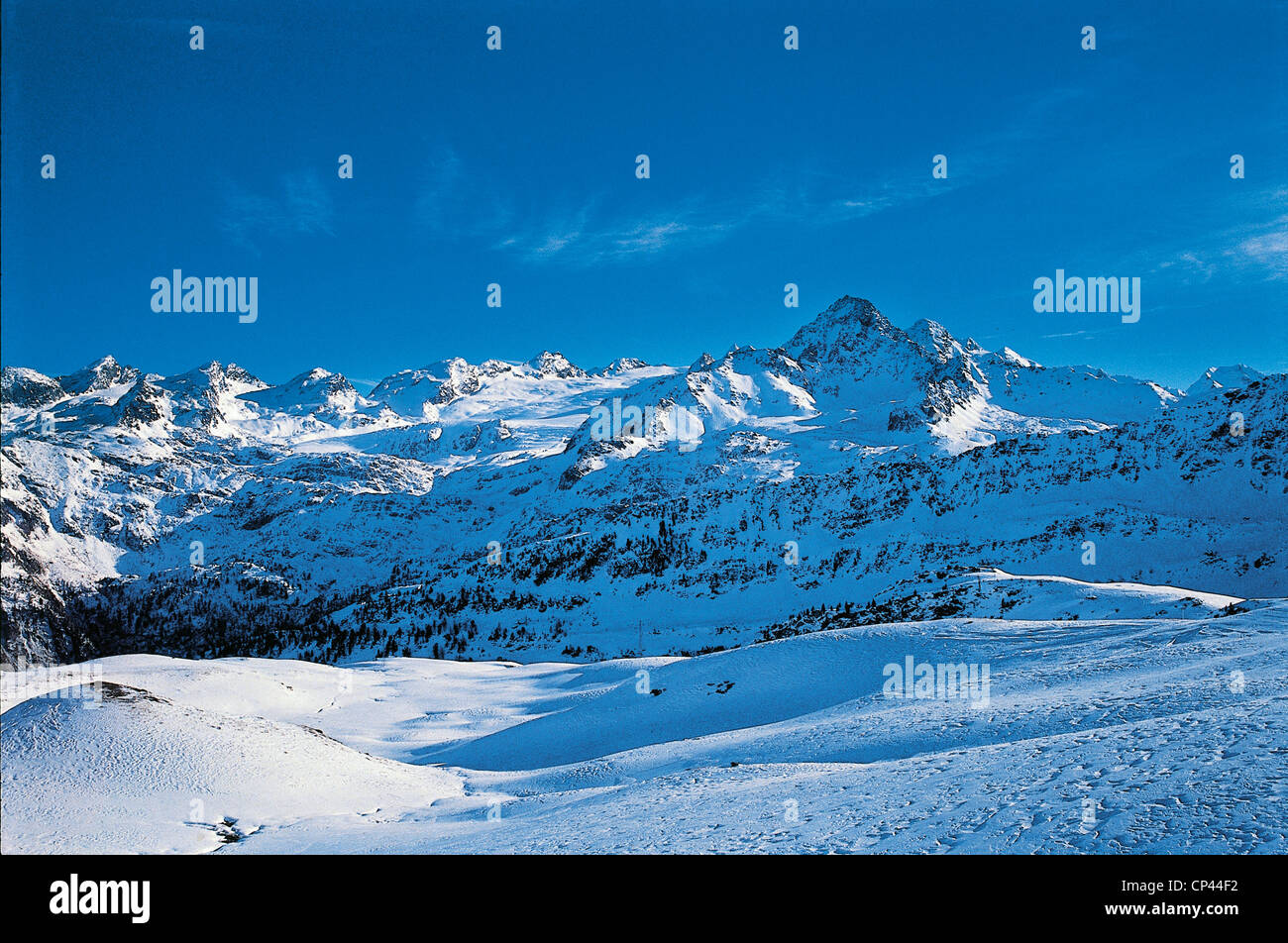 Rutor glacier hi-res stock photography and images - Alamy