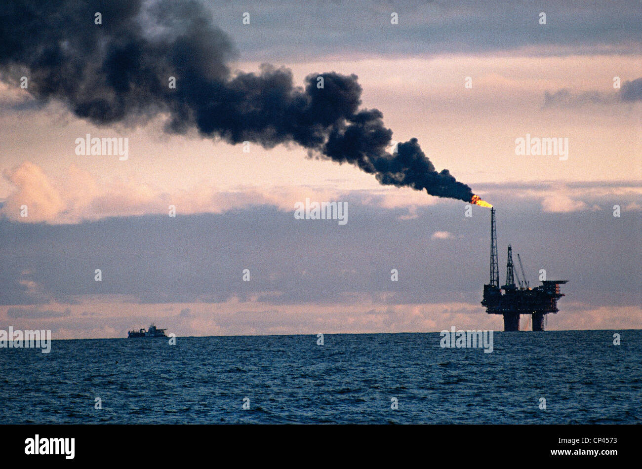 Norway - North Sea. Oil platform Stock Photo - Alamy